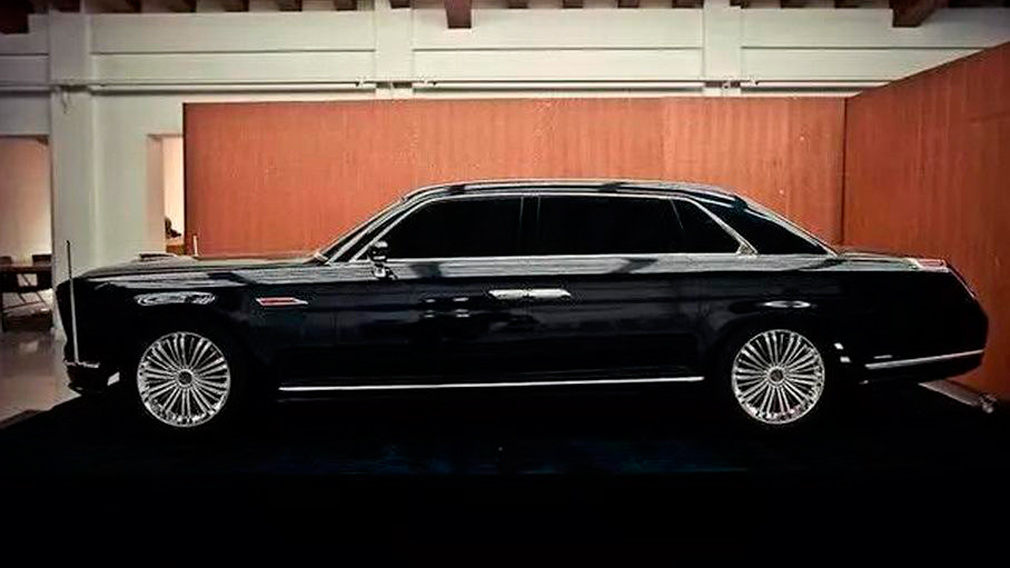 Hongqi L4 2020: первые фото гибрида Волги и Rolls-Royce уже в Сети