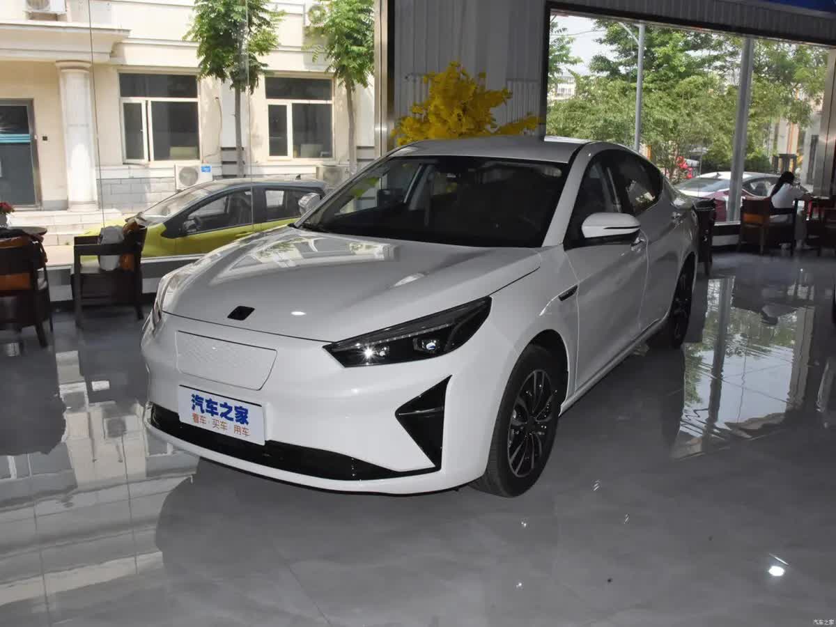 На рынок вышел новый электрокар JAC SiHao E50A 2021