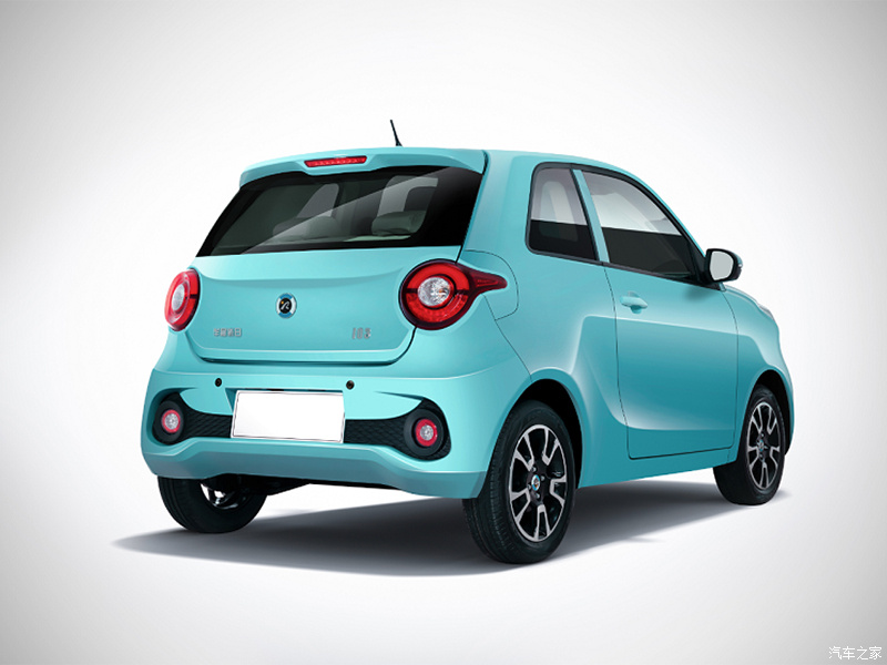 Brilliance выводит на рынок 2 новых электрокара i30 и i30A 2021