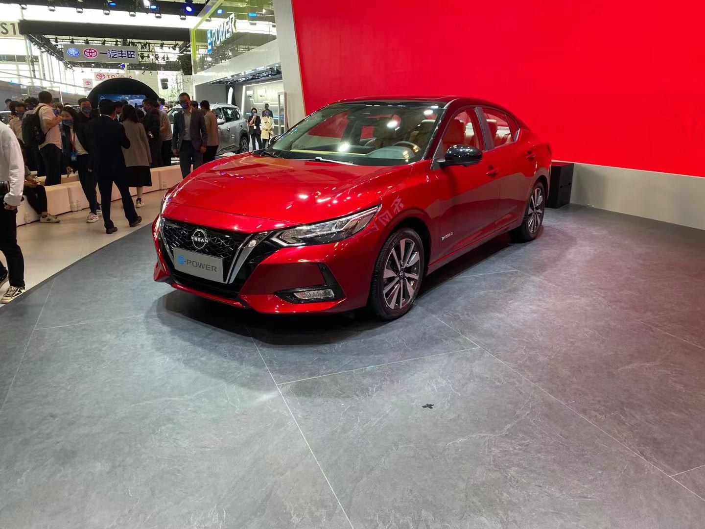 Официально представлен новый Nissan Sylphy e-Power 2021