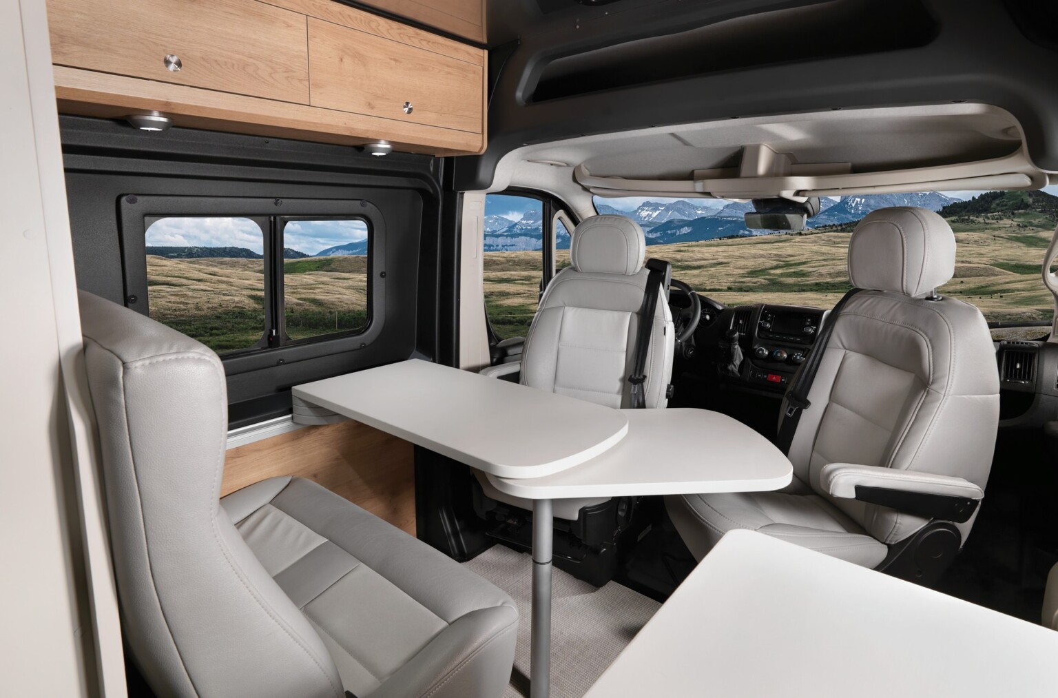 Ram ProMaster 3500 2023, доработанный Rangeline вышел на рынок