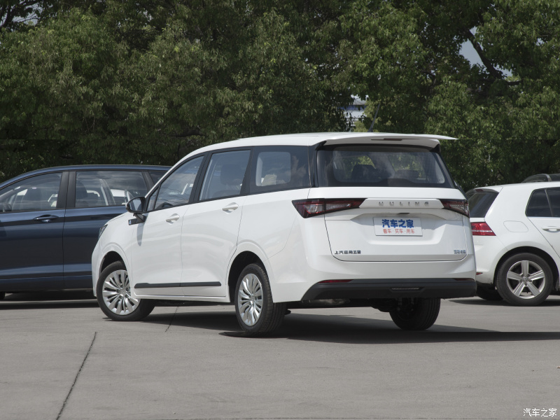 Wuling Jiachen 2023 поступил в продажу в 2 новых версиях