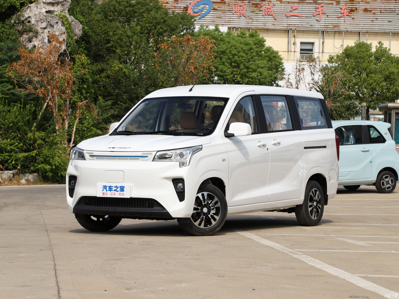 Dongfeng Fencon E380 2023 официально доступен для покупки