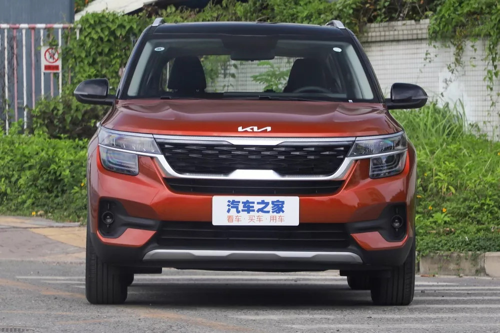 Kia KX3/Seltos 2023 продается в российских дилерских центрах