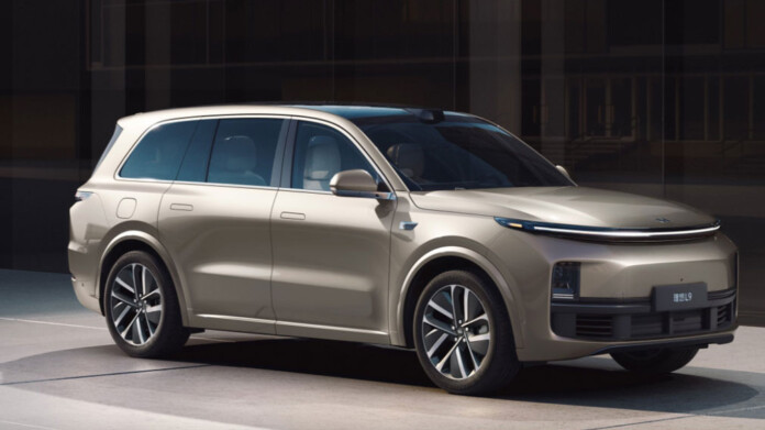 LiXiang L9 2023 появился у российских дилеров