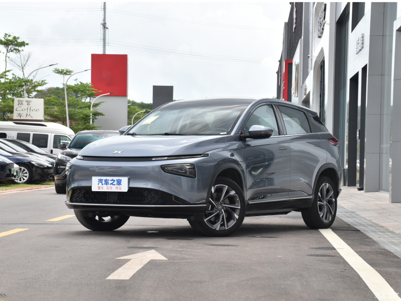 Xpeng G3i 2023 поступил в продажу в новой версии