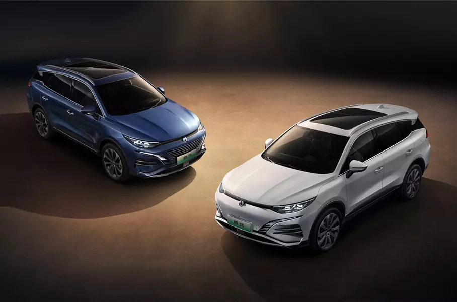 Denza N8 2024 раскрывается на официальных фото