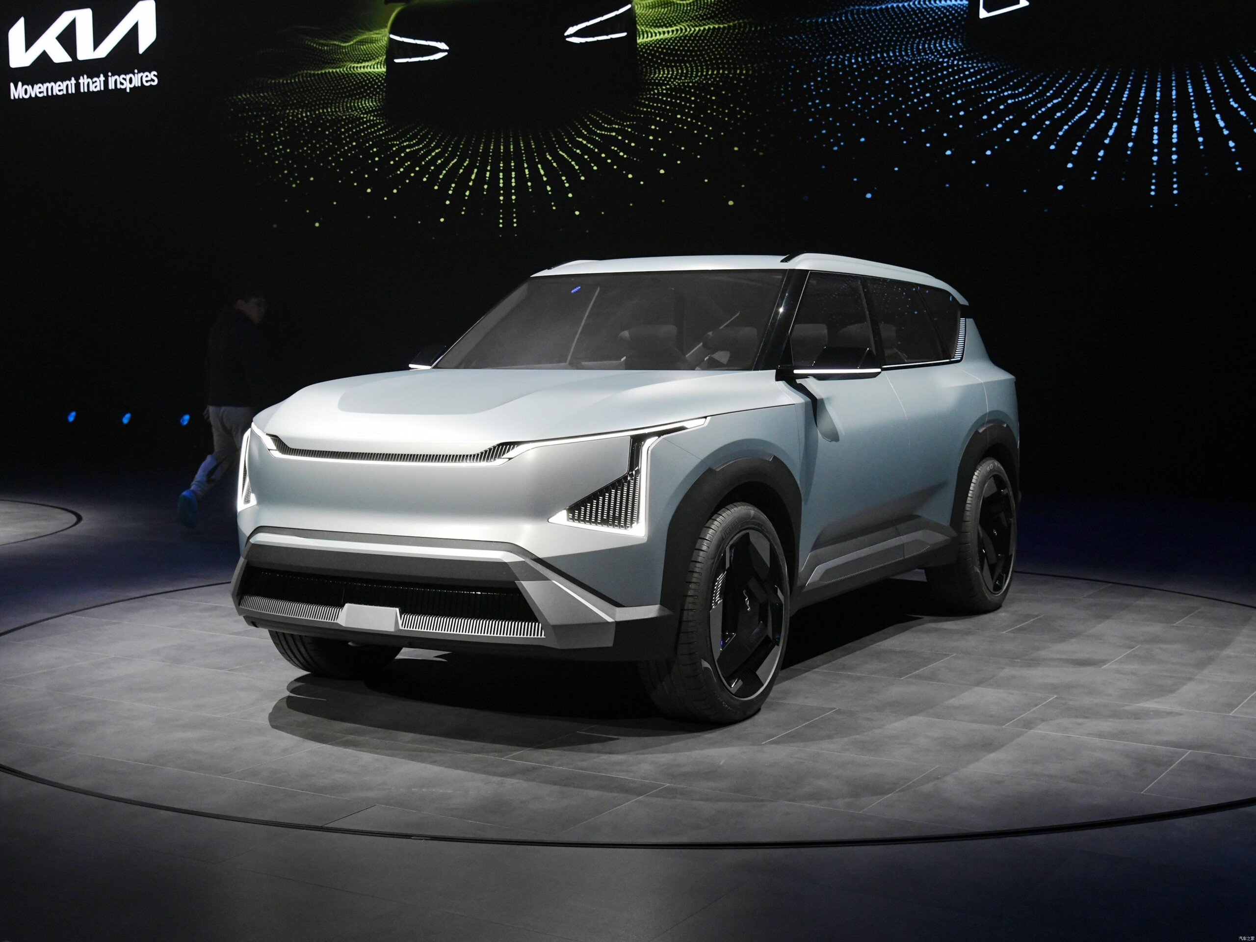 KIA анонсировала два новых кроссовера - KIA EV20 и EV5: первые детали