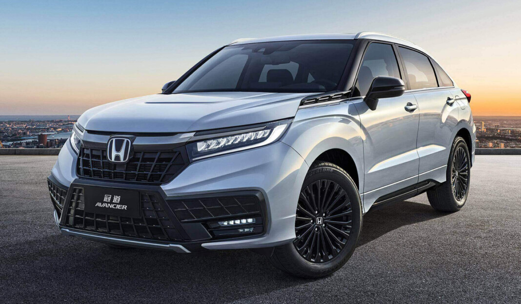 Honda Avancier 2024 получил обновление и два стильных пакета