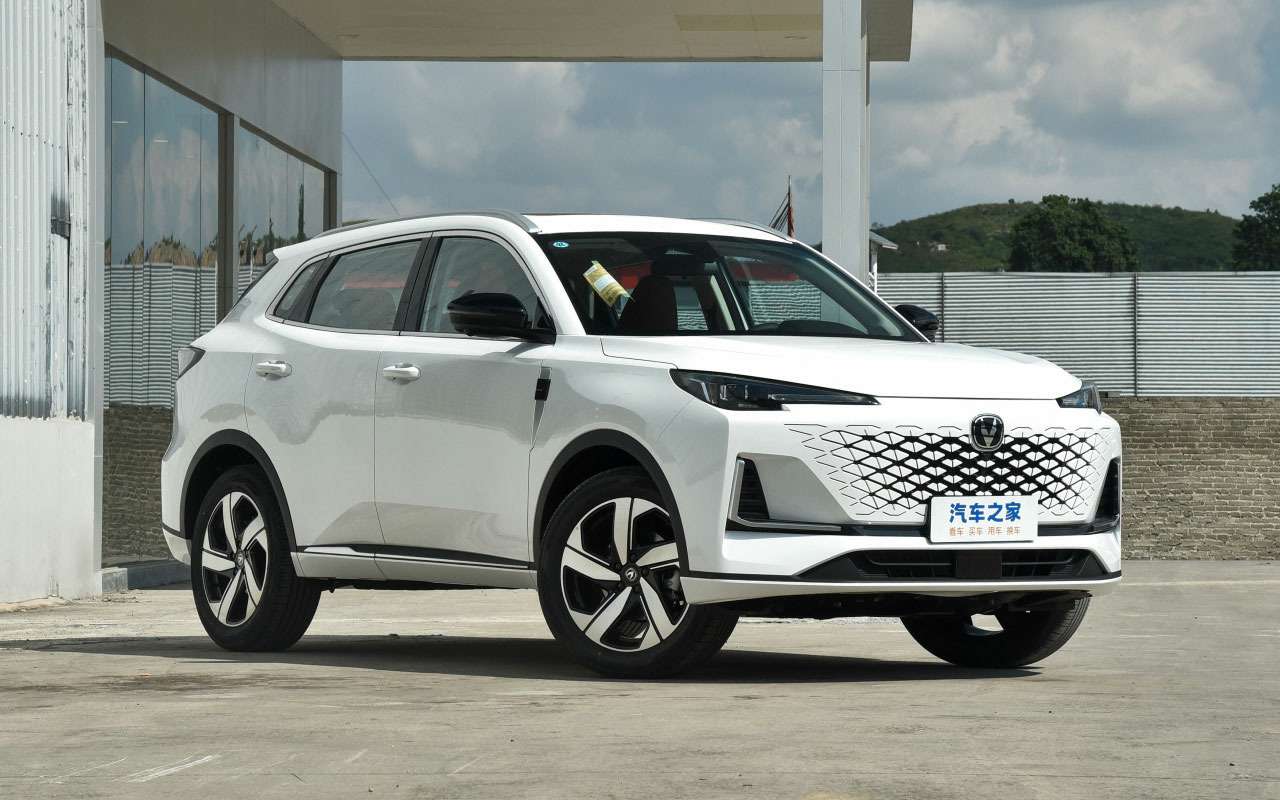 Changan CS55 Plus 2023 готовится к старту продаж