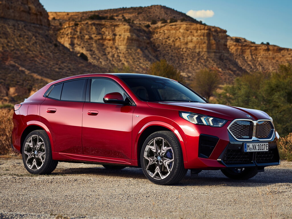 BMW iX2 2024 представлен в базовой версии eDrive20