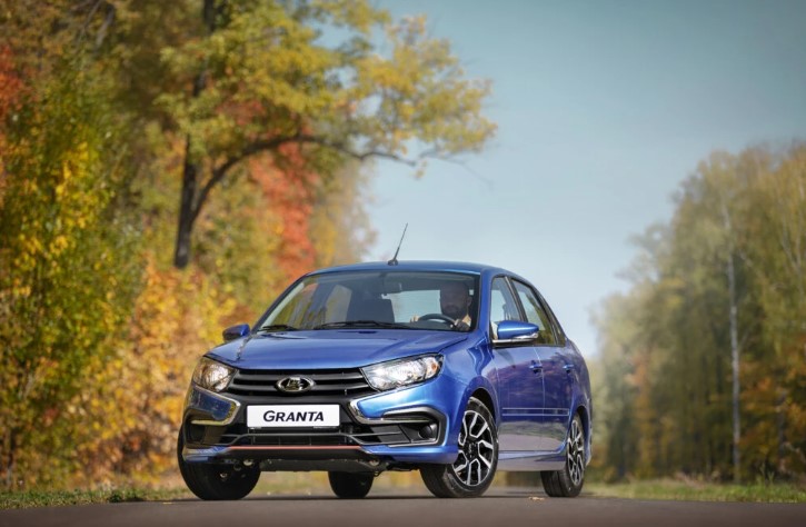 Lada Granta 2024 теперь продается с автоматической КПП