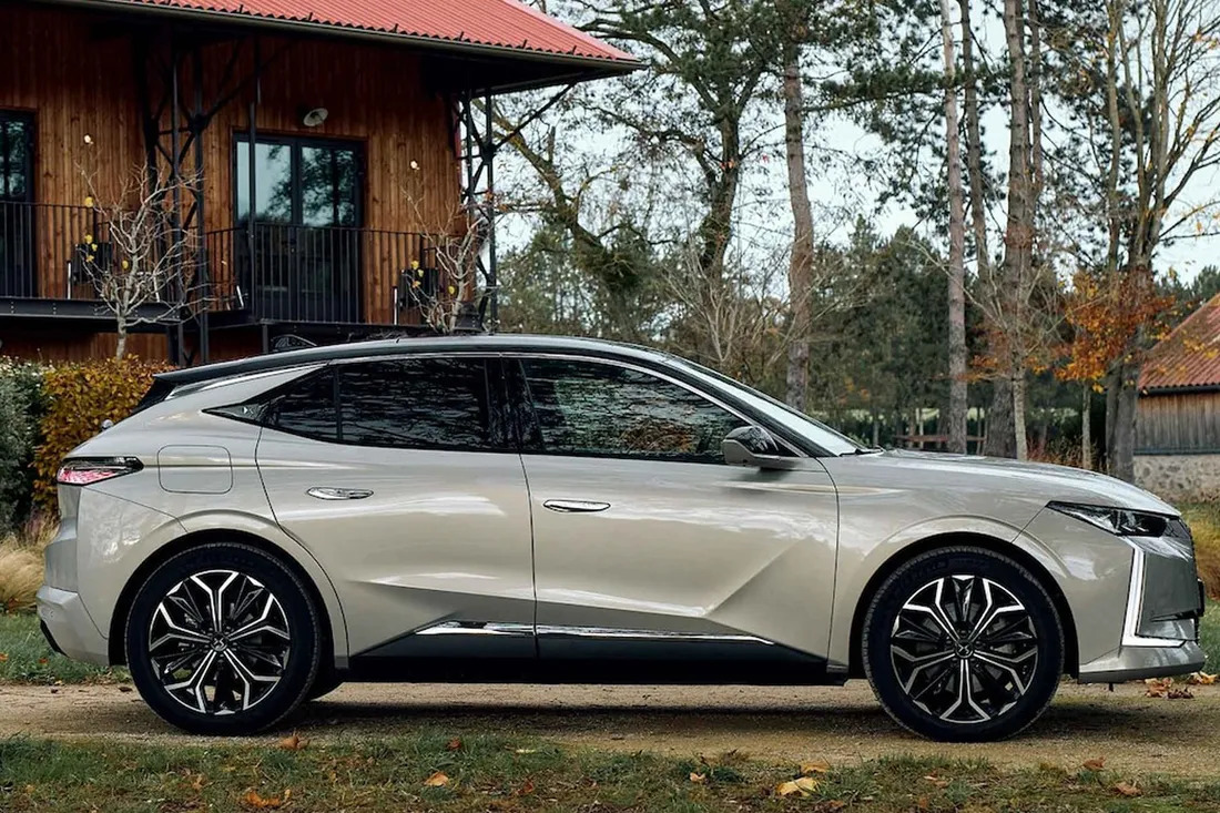 DS 4 2024 представлен с новой гибридной установкой