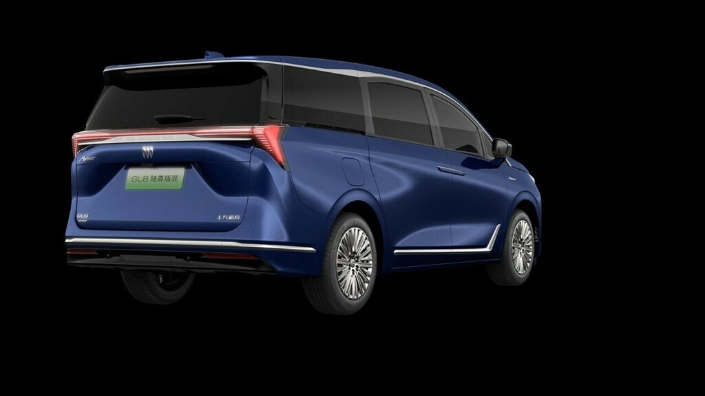 Buick GL8 2025 - один из лучших минивэнов обновился