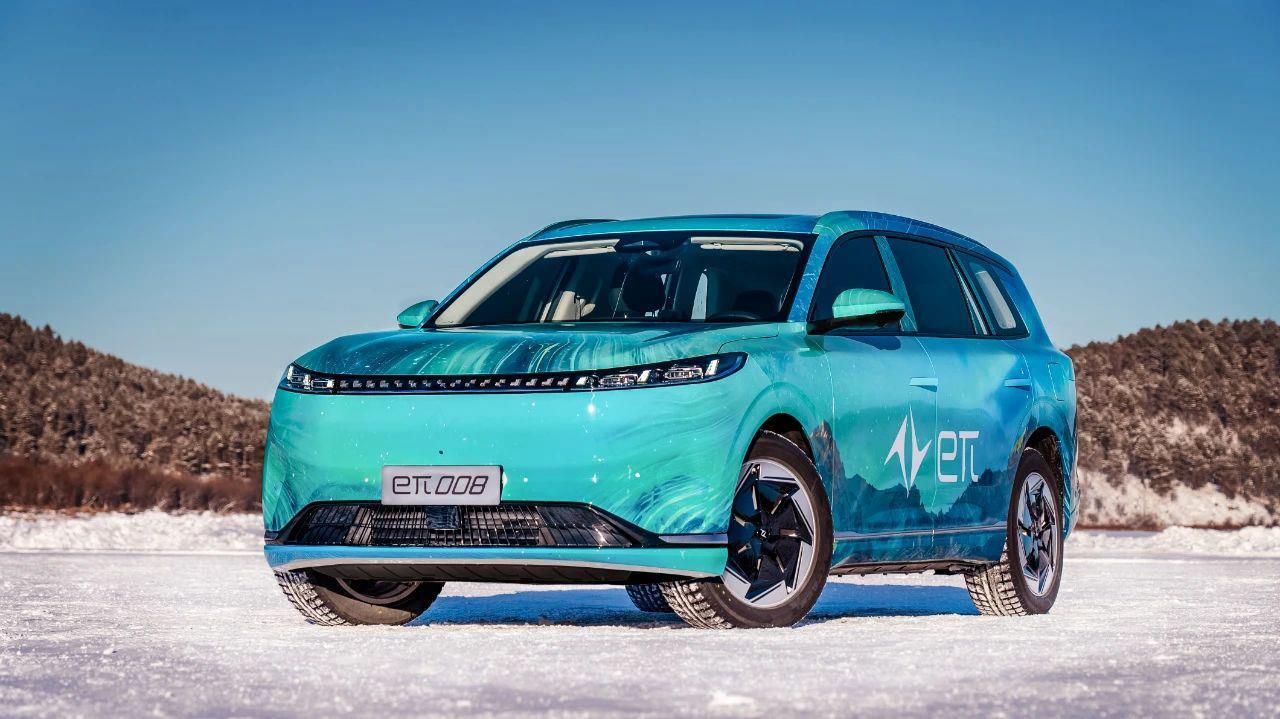 Dongfeng eπ 008 2024 впервые показали на официальных фото