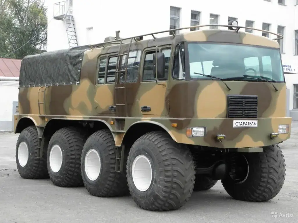 Парни своими силами создали вездеход типа Hummer и «мордой» ПАЗика: он ...