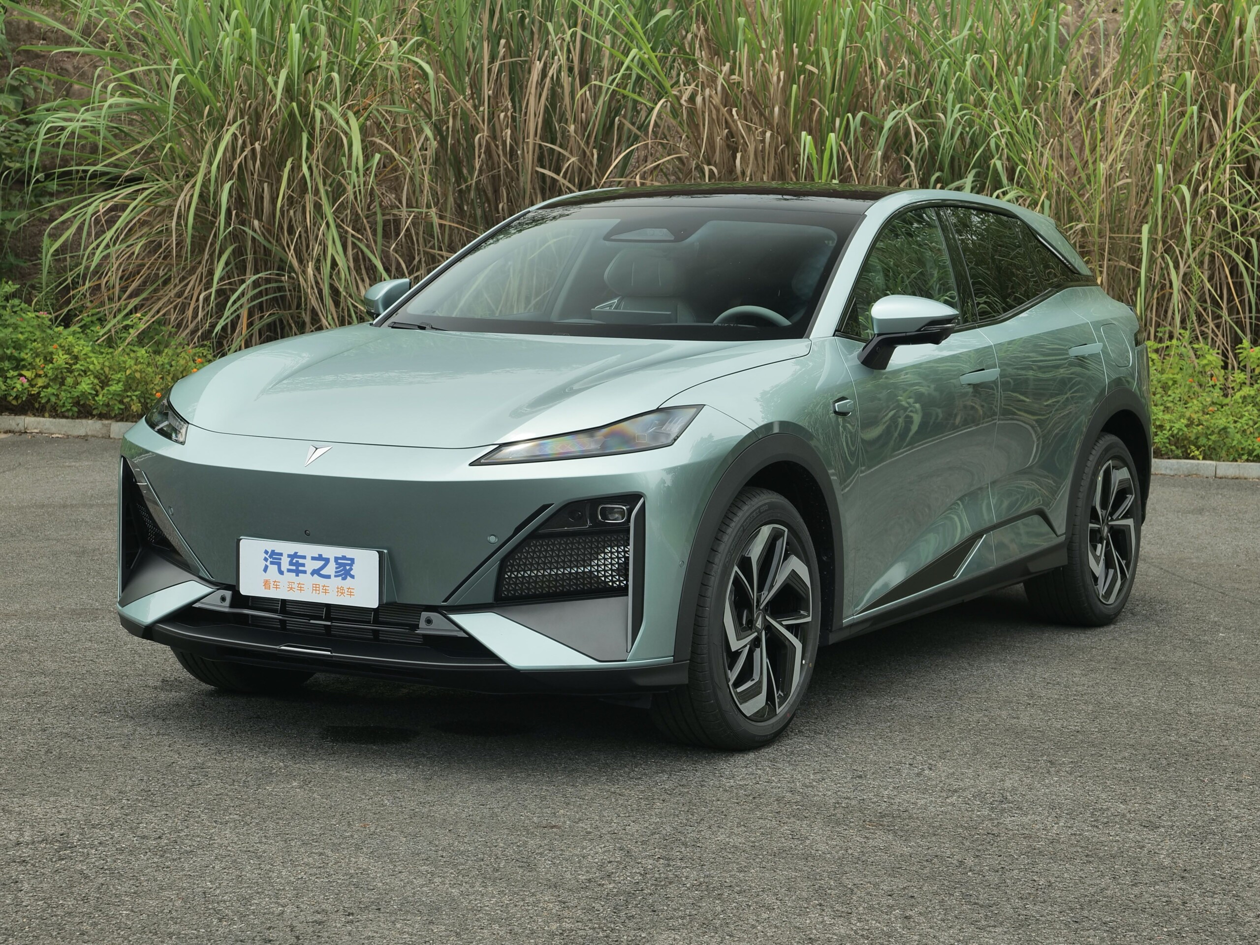 Changan Deepal Dark Blue S07 2025 представлен официально