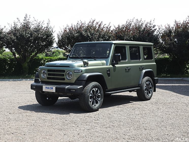 Beijing BJ212 T01 2025 поступил в продажу на рынке Китая