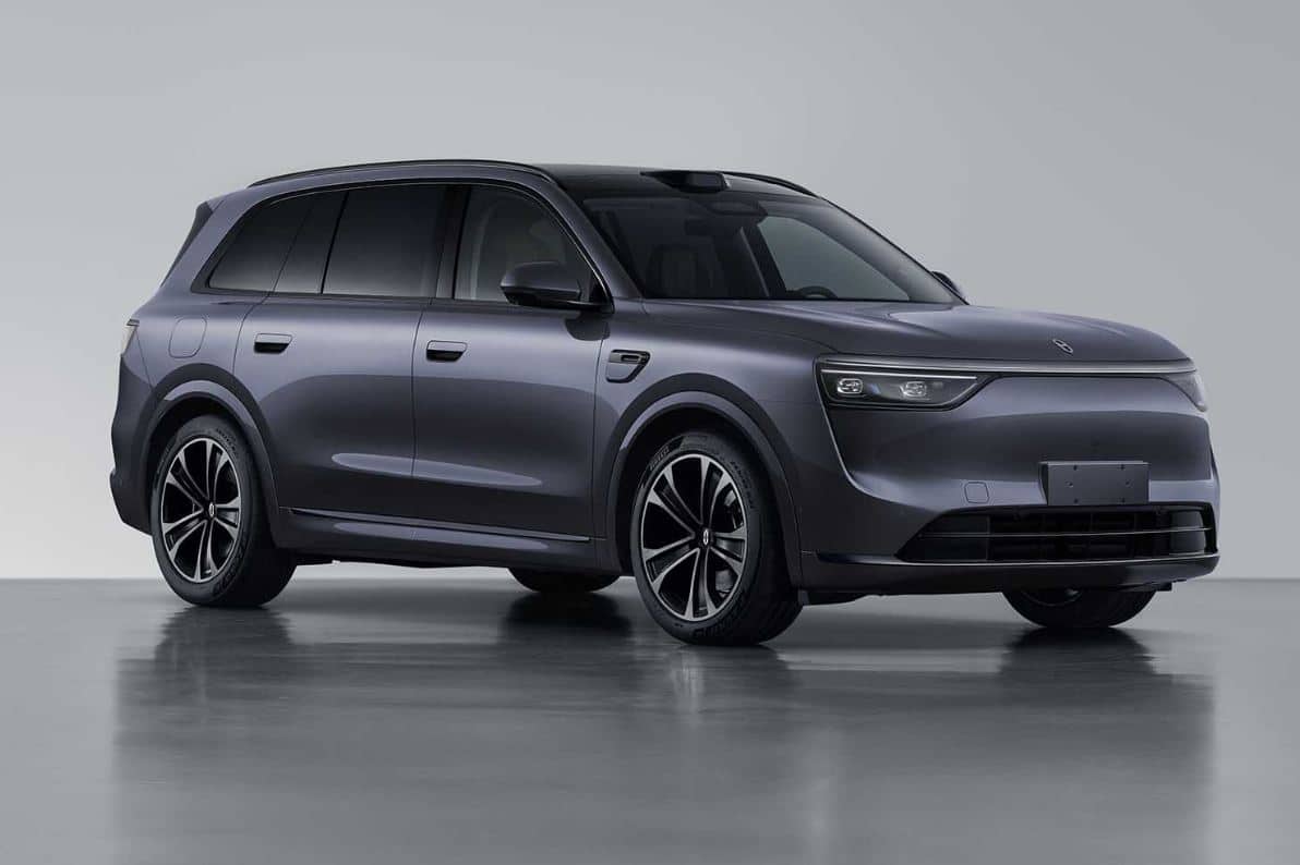 Aito M8 2025 с лидаром на крыше показали на фото