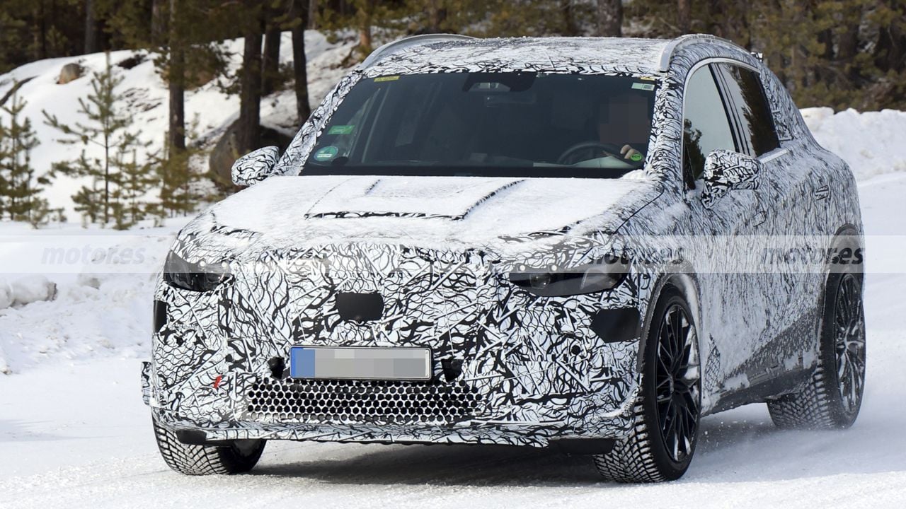 Mercedes-AMG GLC 2027 вышел на тесты для настройки 4WD