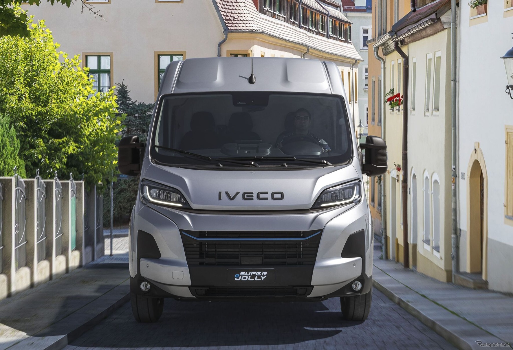 IVECO e-Jolly и e-Super Jolly 2026 показаны на фото перед дебютом