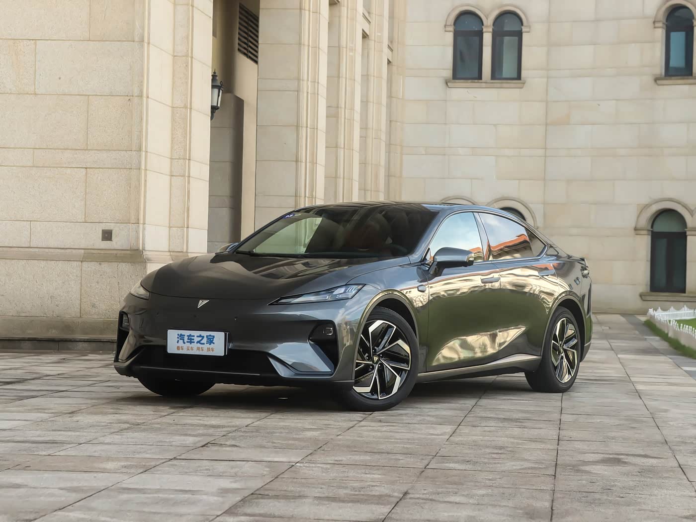 Changan Deepal Dark Blue L07 2026 поступил в продажу