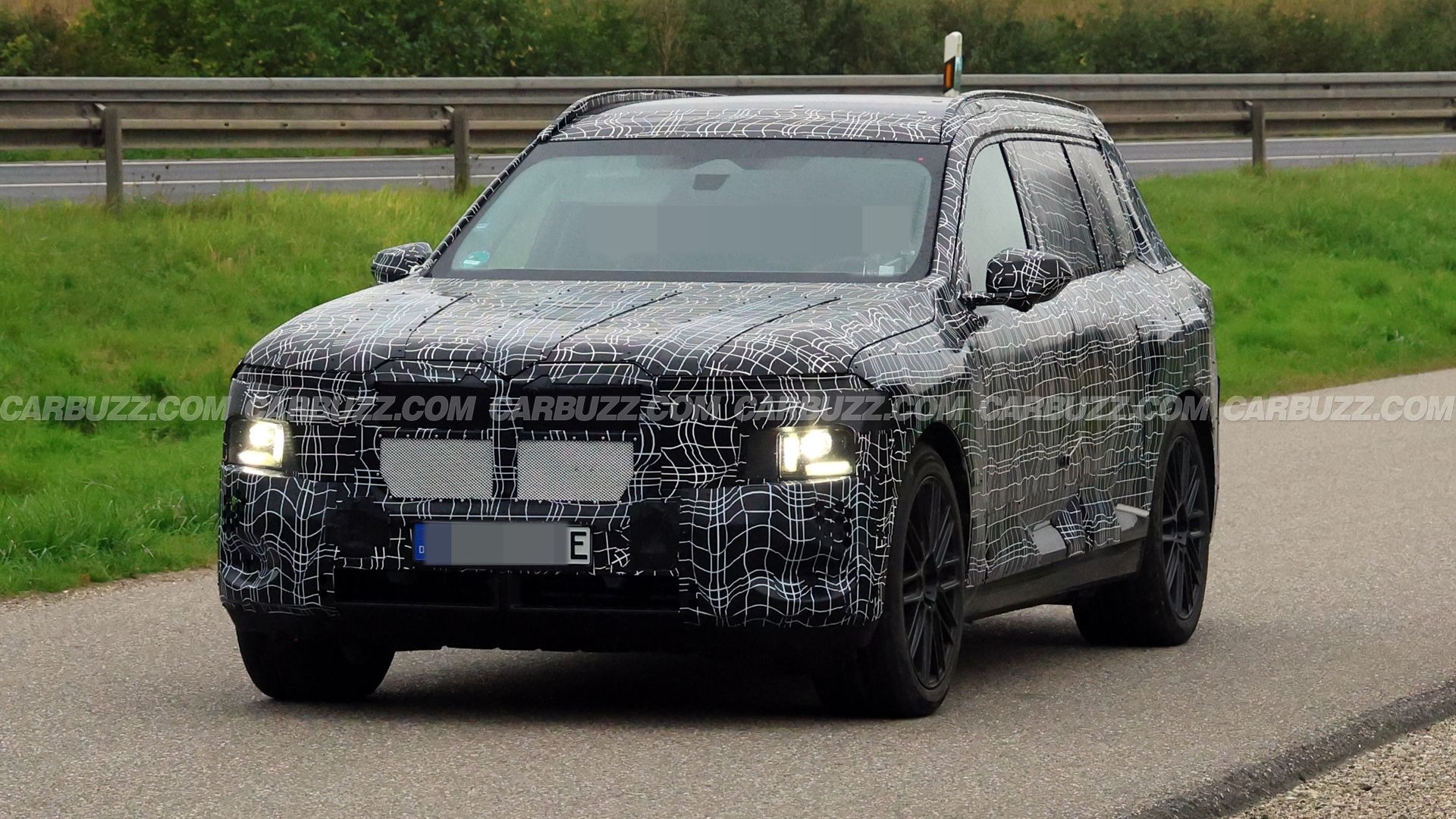 BMW iX7 2026: замечены тестовые прототипы электрокросса