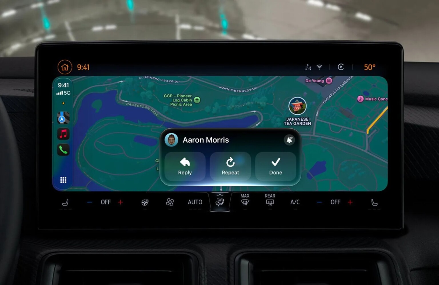 Apple Updated CarPlay: Video on the Car Screen and Smart Siri