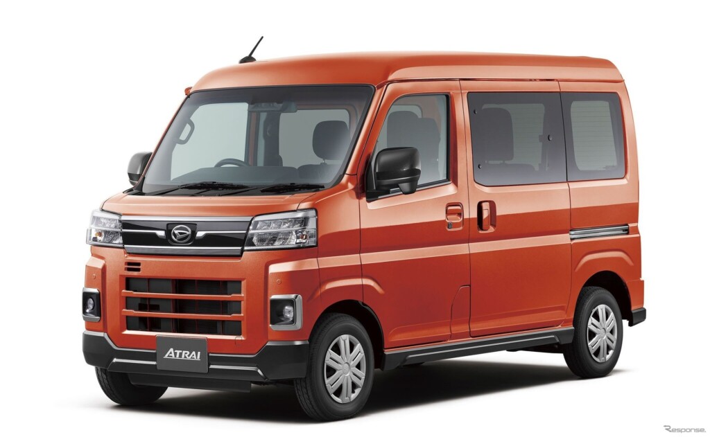 Daihatsu обновила Highjet Cargo и Atre: цены от 1,15 млн иен